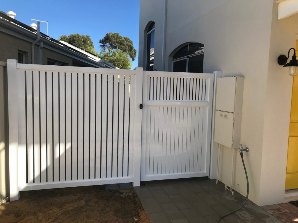 Get in Touch with the Experts in Fencing and Gates Perth — Craftsman ...