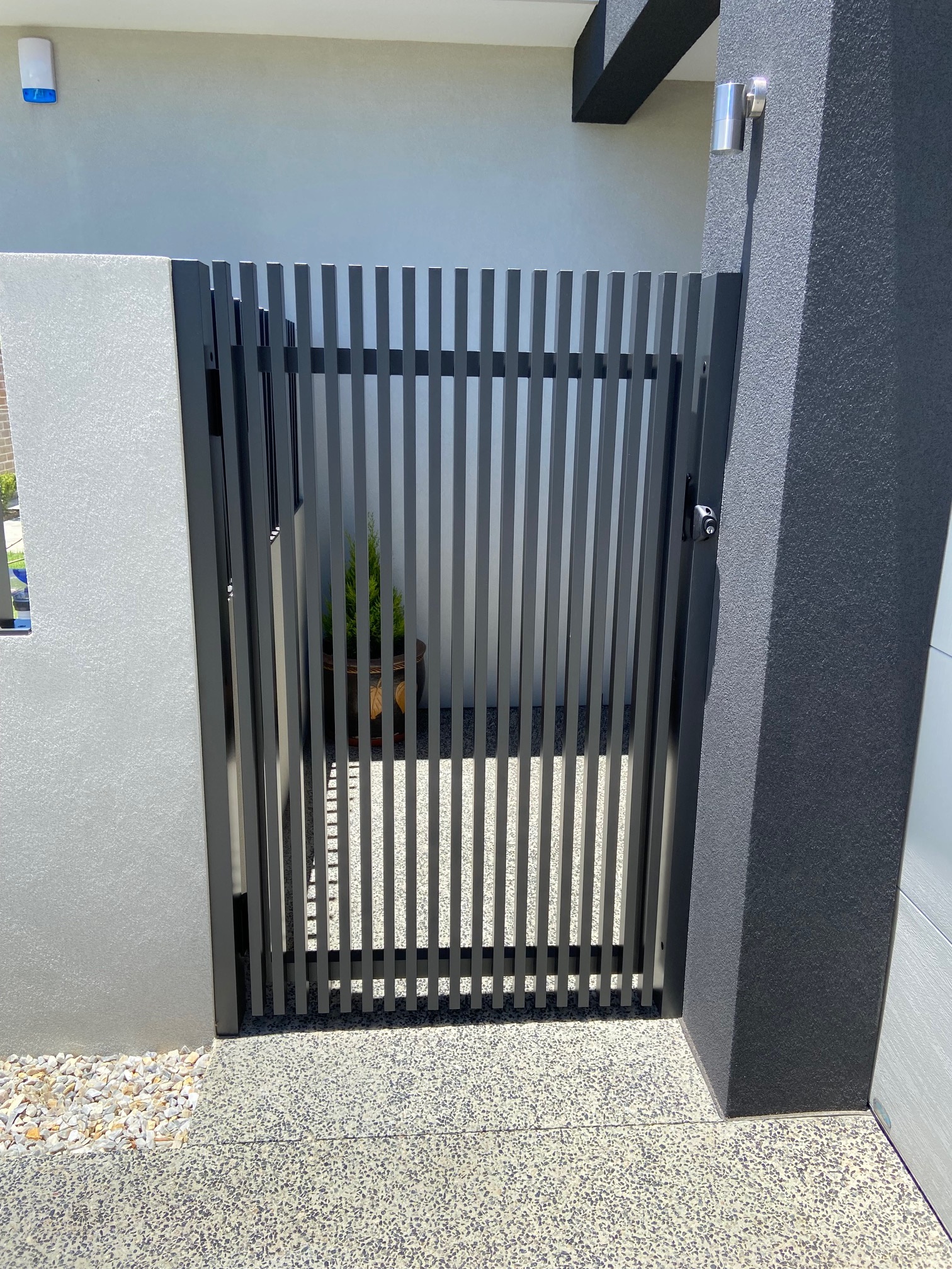 Aluminium Blade Fencing — Craftsman Fencing, Perth