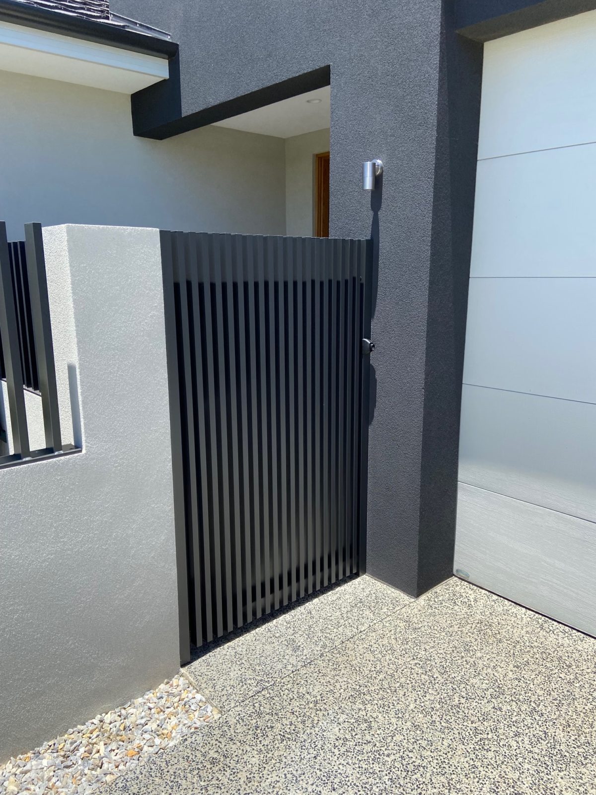 Aluminium Blade Fencing — Craftsman Fencing, Perth