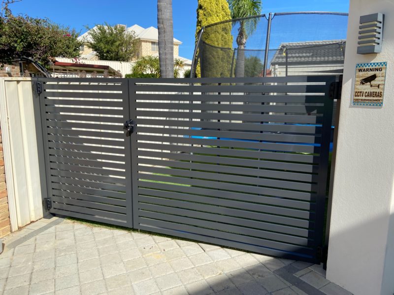 Aluminium Double Slat Gate Installation in Iluka | Craftsman Fencing