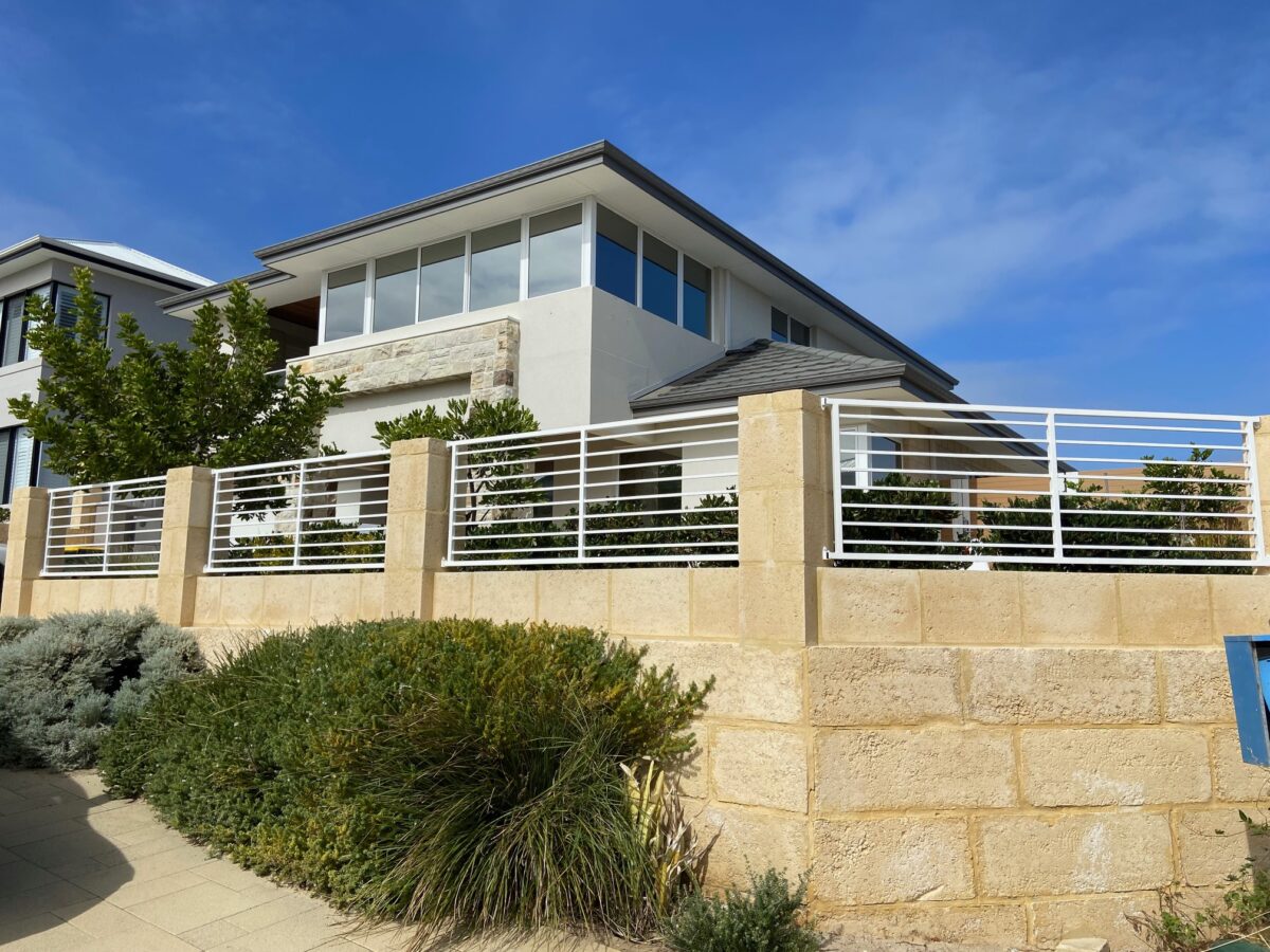 Aluminium Tube Fencing & Gate Installation in Burns Beach